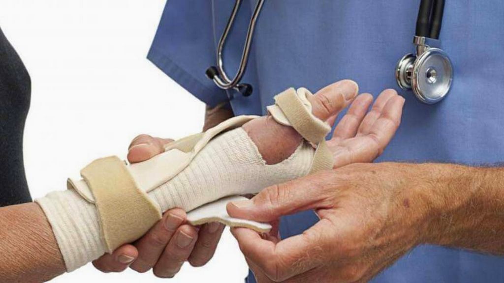 Orthopedic Surgery - Plaster Releases